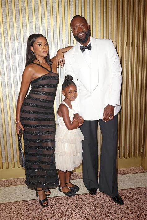 Dwyane Wades Daughter Kaavia Recreates ‘this Is My House Pose At