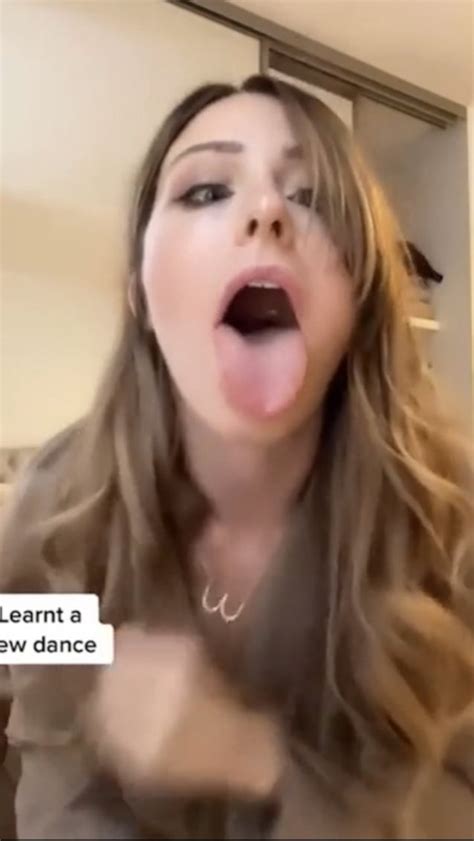 Who Is This Girl Doing Magic Bomb Tiktok Jenflix01 1569232