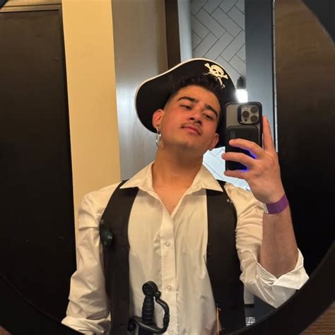 Samip Oli Samipoli • Threads Say More