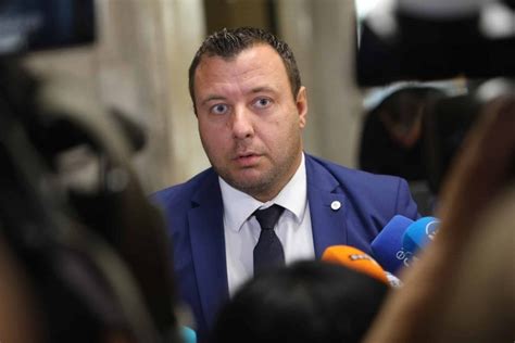 Възраждане се заканиха да пречат на НС с поредица от вотове на