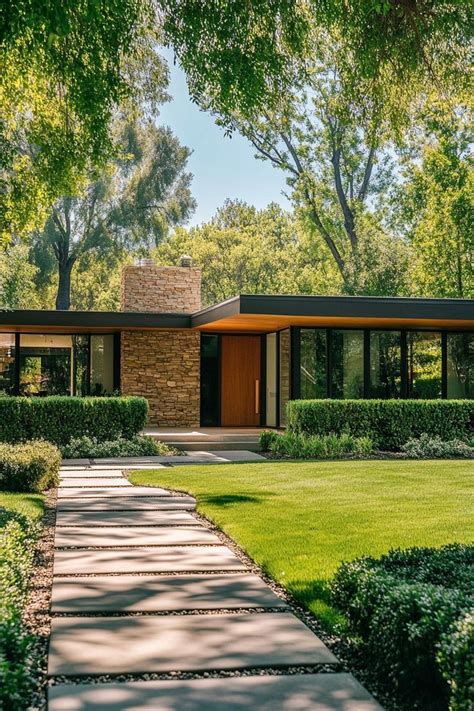 Mcm Style Landscaping Bungalow Landscaping Mcm Style House Exterior