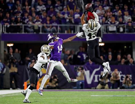 Photos Vikings Beat Saints In Final Seconds With Miracle Touchdown