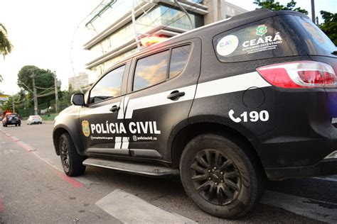 Dupla suspeita de praticar crimes de roubo na Capital e na RMF é presa