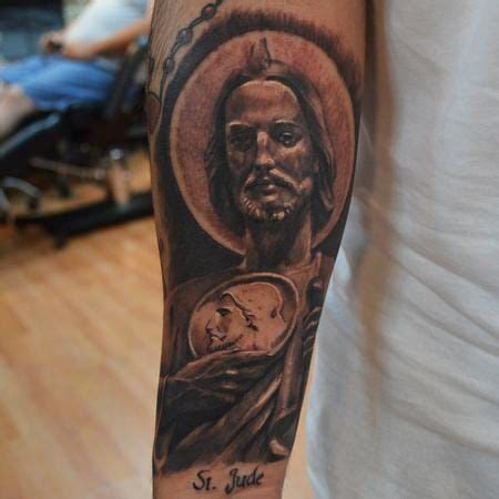 10 Timeless Saint Tattoos • Tattoodo
