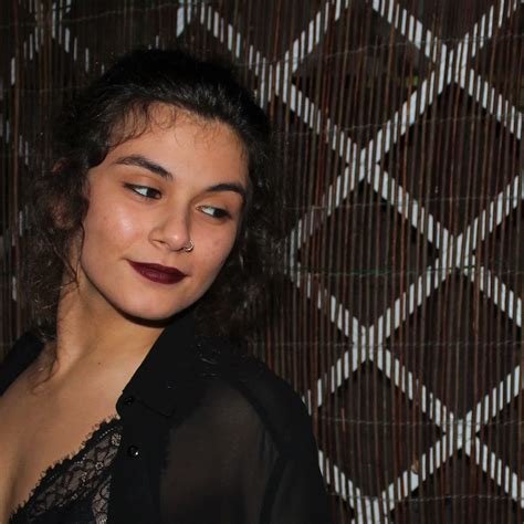 Daniela Ferreira Youtube