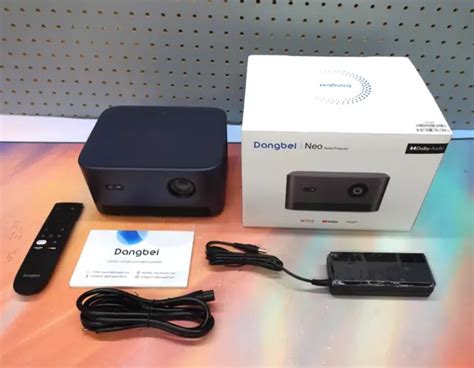 NUEVO PROYECTOR INTELIGENTE Dangbei Neo DBOD01 enfoque automático Dolby