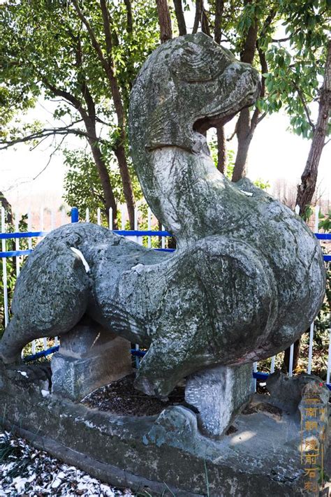 图文 千年守望：南朝陵前石刻的诉说（二五、金王陈南齐失名墓） 知乎