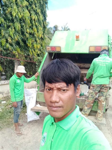 នាព្រឹកថ្ងៃចន្ទ ៨រោច ខែមិគសិរ ឆ្នាំរោង ឆស័ក ពុទ្ធសករាជ ២៥៦៨