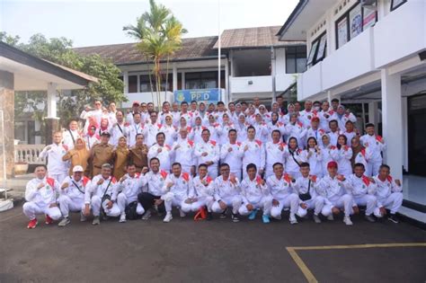 Pj Wali Kota Sukabumi Lepas 86 Orang Kontingen Ikuti Porpemda Jawa