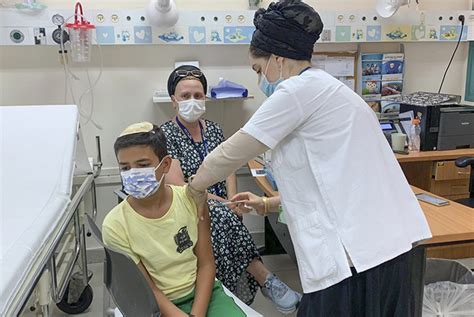 סבא וסבתא חוזרים לגן היום בעמק חדשות