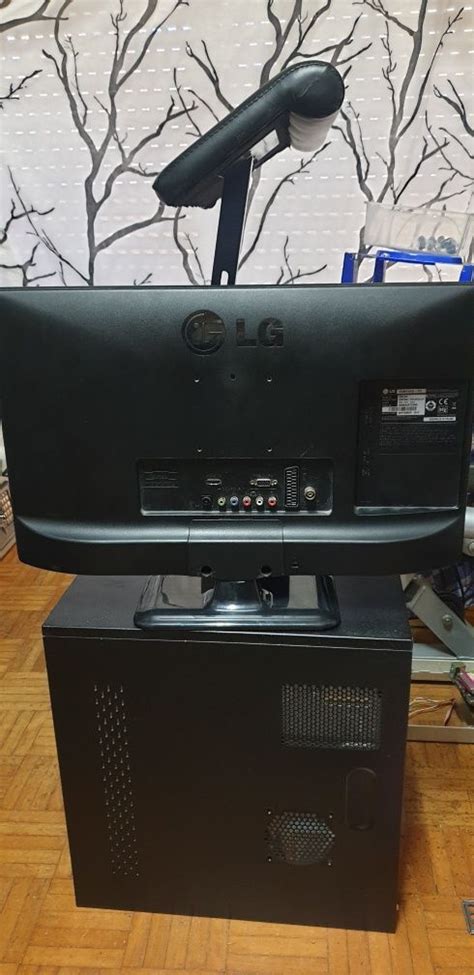 Tv Lg 22 Polegadas Mina De Água • Olxpt