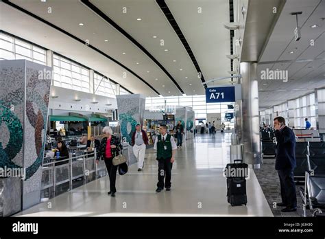 Michigan Detroit Dtw Detroit Metropolitan Wayne County Airport Stock