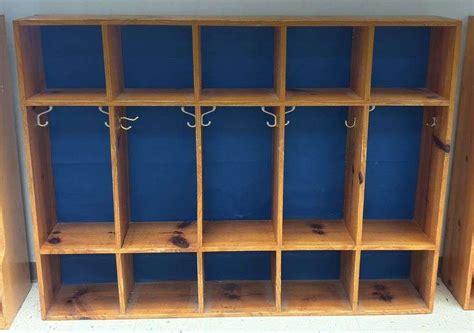 15 Compartment Cubby System Black And Gold Auctions