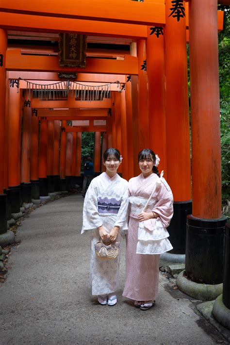 Fushimi Inari Hike Guide With Practical Photography Tips