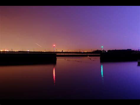 Red Blueの夜景壁紙写真aisuke