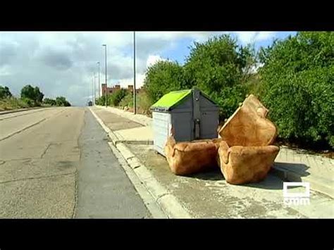 Descubre hasta qué hora es permitido tirar la basura y evita sanciones todo lo que debes saber