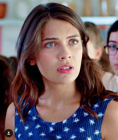 Eylul😘 Kirgin çiçekler Actresses Turkish Beauty