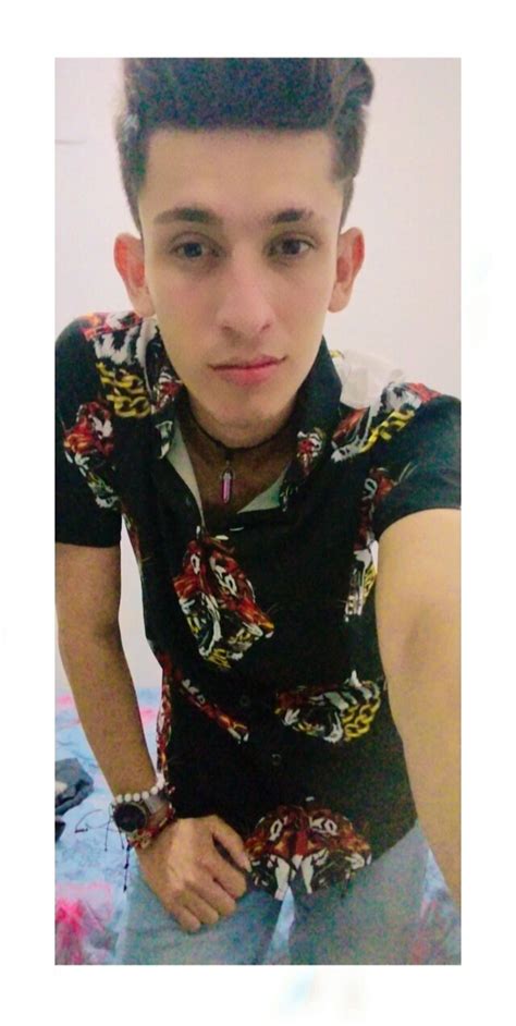 Jacobhott Webcam Model Profile Xhamsterlive