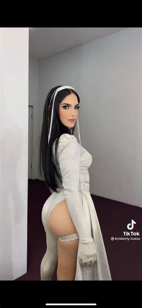 Enseñando El Culo Rkimberlyloaiza