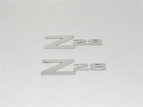 Z28 Fender Emblems For 1970 74 Camaros Morris Classic