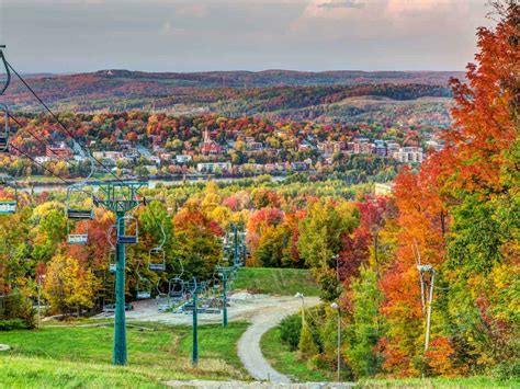 Best Places To See Fall Foliage In Quebec Vagrants Of The World Travel