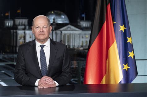 German Chancellor Uses His NY S Speech To Convey Confidence