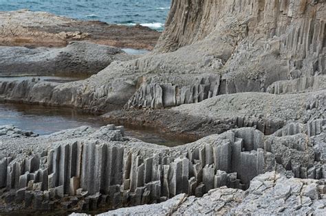 Premium Photo Coastal Landscape With Beautiful Columnar Basalt Cliffs
