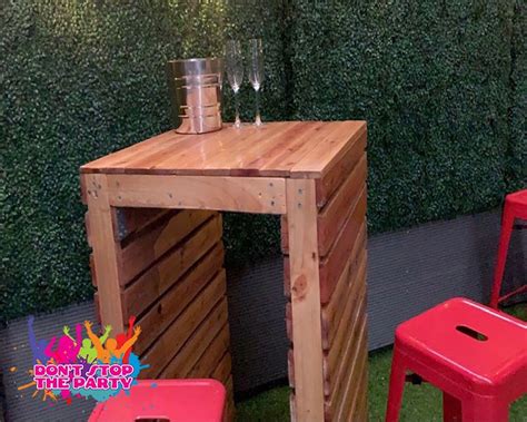 Pallet Cocktail Table Dont Stop The Party Hire Group
