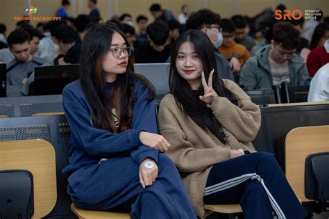 Ts Tâm Lý Tô Nhi A Nhắn Sinh Viên Đh Fpt Yêu Cả Những điều Không Hoàn