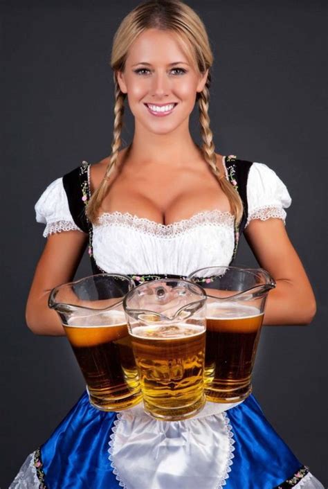 Oktoberfest Beer Maid