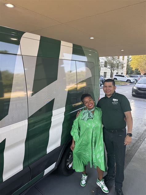 Srhawn Powell On Linkedin Sales Coordinator Angelica And Shuttle