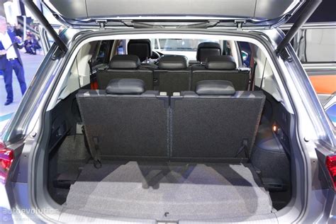 2018 Volkswagen Tiguan Allspace Specs Options And Prices Autoevolution