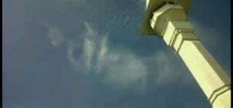 Lafadz Allah Di Langit Sentul Republika Online