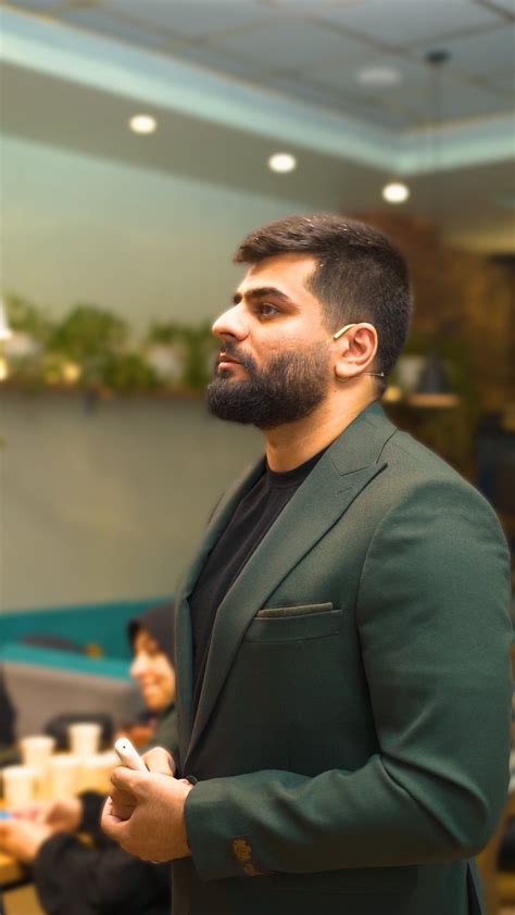 ‎مدرسه موشن گرافیک لوگوموشن علی هادی‎ Motiongraphicschoolir