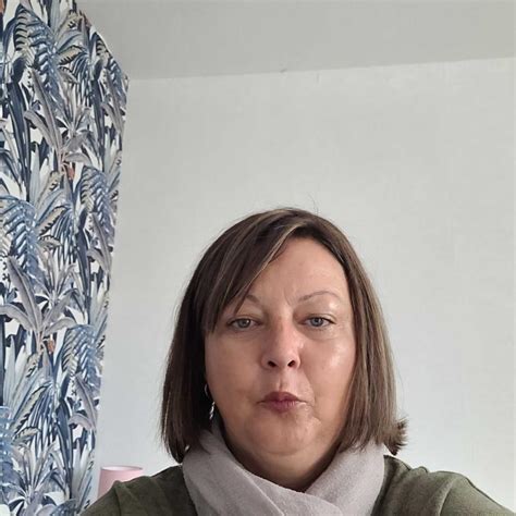 Rencontre Sandra 53 Ans Ostwald Je Suis Sur Ce Site Pour Faire