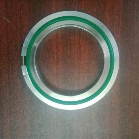 Stainless Steel Polished Center Ring And Outer Ring For Vacuum Fitting