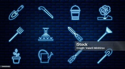 세트 라인 가든 삽 잎 갈퀴 양동이 자동 관개 스프링클러 피치 포크 흙 스페이드 원예 수제 가위 및 톱 아이콘 벡터 0명에 대한 스톡 벡터 아트 및 기타 이미지 Istock