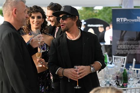 Galerie Pařba V Brně Jaromír Jágr A David Limberský Byli Vysmátí