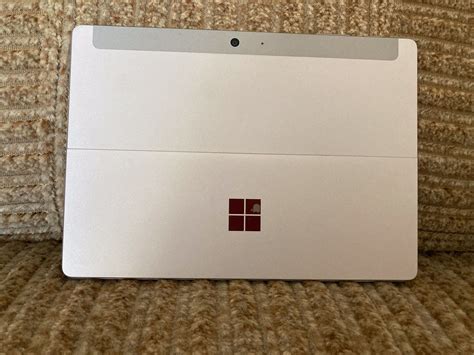 Tableta Microsoft Surface Go Intel Pentium Gold Processor 4415y 64 Gb