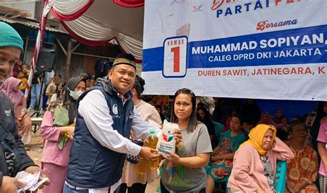 Gelar Bazar Murah Caleg Perindo Sopiyan Ini Kepedulian Untuk Rakyat Kecil