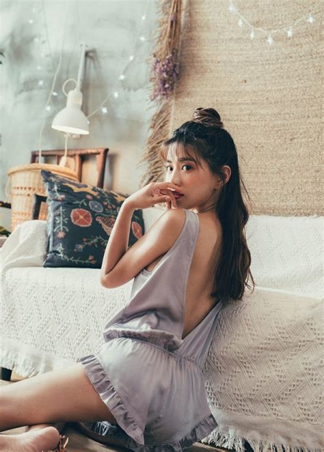 Chỉ nhờ những bí kíp nhỏ trong việc chọn đồ ở nhà nàng sẽ đầy quyến rũ trong mắt chồng