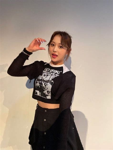 220905 Bugaboo Offcl Twitter Update With Yoona R Bugaboo