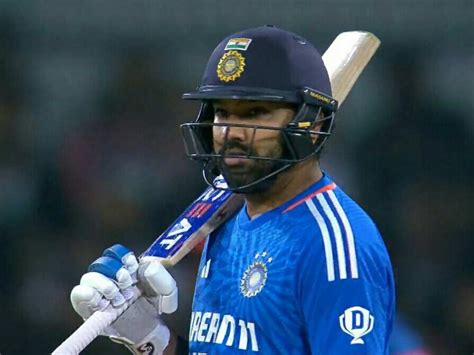 Isko Hatao Team Se He Is Unfit For The Team Rohit Sharma Faces The