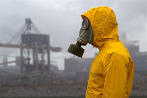 Дальний Восток : радиация пока в норме | Gas mask, Radiation, Gas