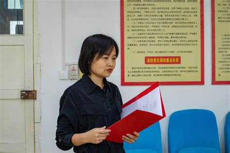 党委副书记杨行玉参加文传学院理论学习中心组学习会议 文学与传媒学院