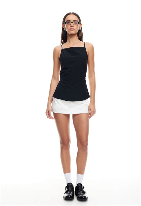 Camille Backless Top Onyx Lioness Fashion