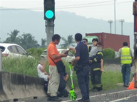 快訊／國1高科交流道貨車撞自小客！3童受傷送醫