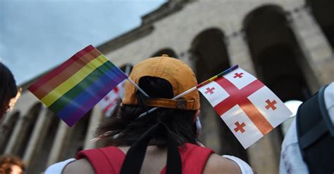 წავიკითხეთ ლგბტ უფლებებისა და გამოხატვის თავისუფლების შემზღუდავი კანონპროექტი რა წერია იქ