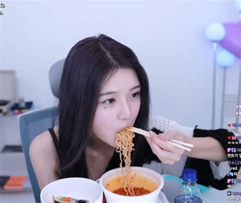 야스 중 치지직 에펨코리아