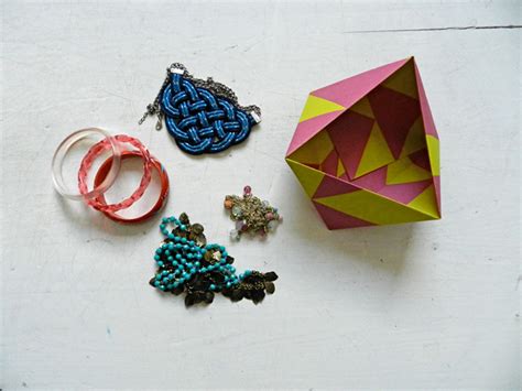 KAAM Hand Made D I Y Origami Triangle Box